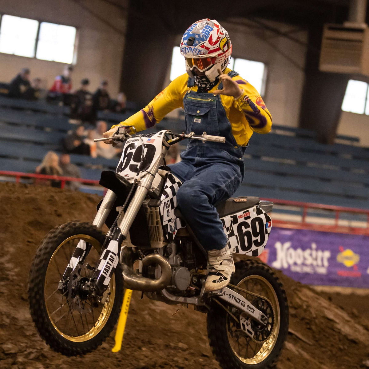 Uncle Ronnie Heads to Supercross – Ronnie Mac 69